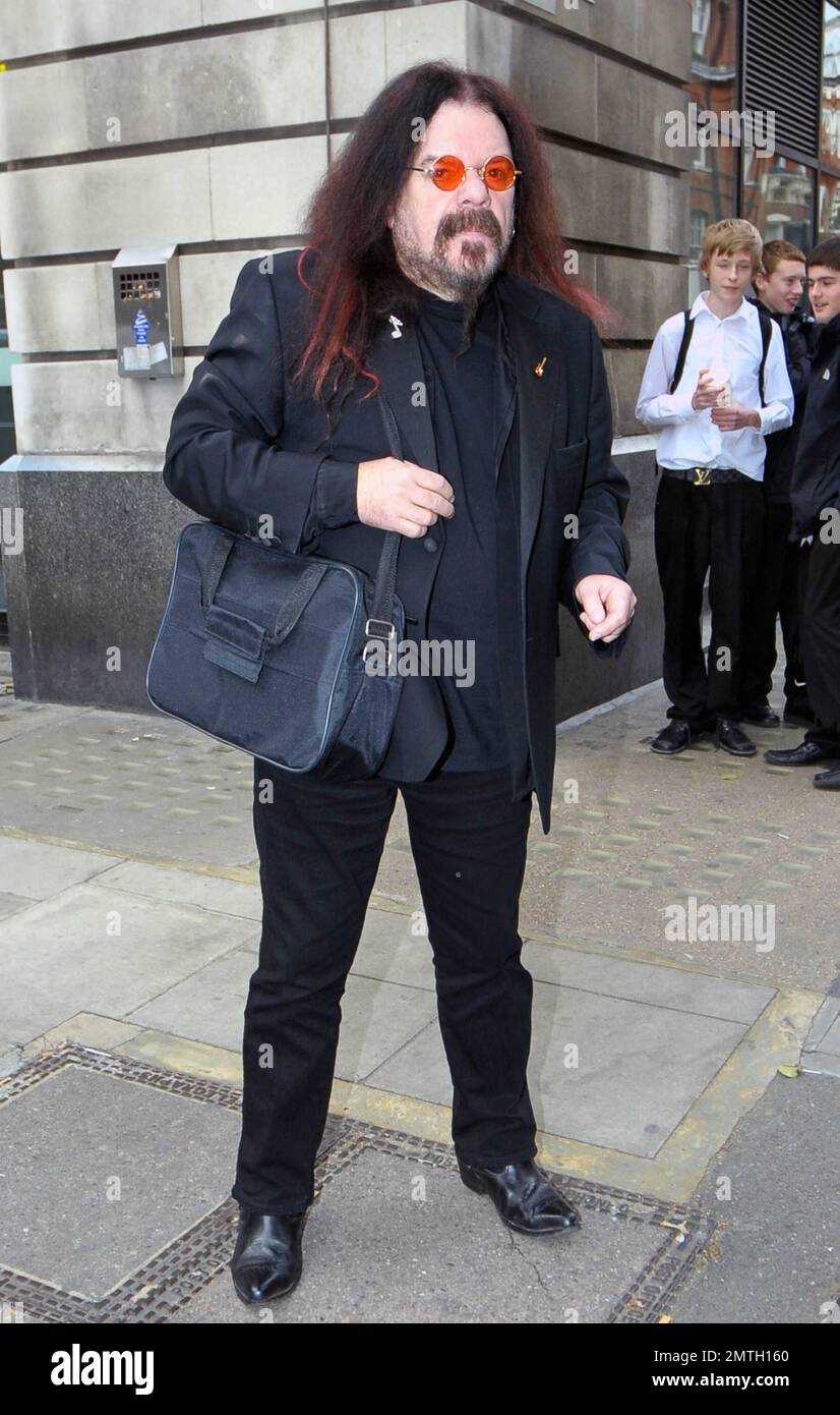 UK '70s singer/songwriter Roy Wood wears some psychedelic red glasses ...