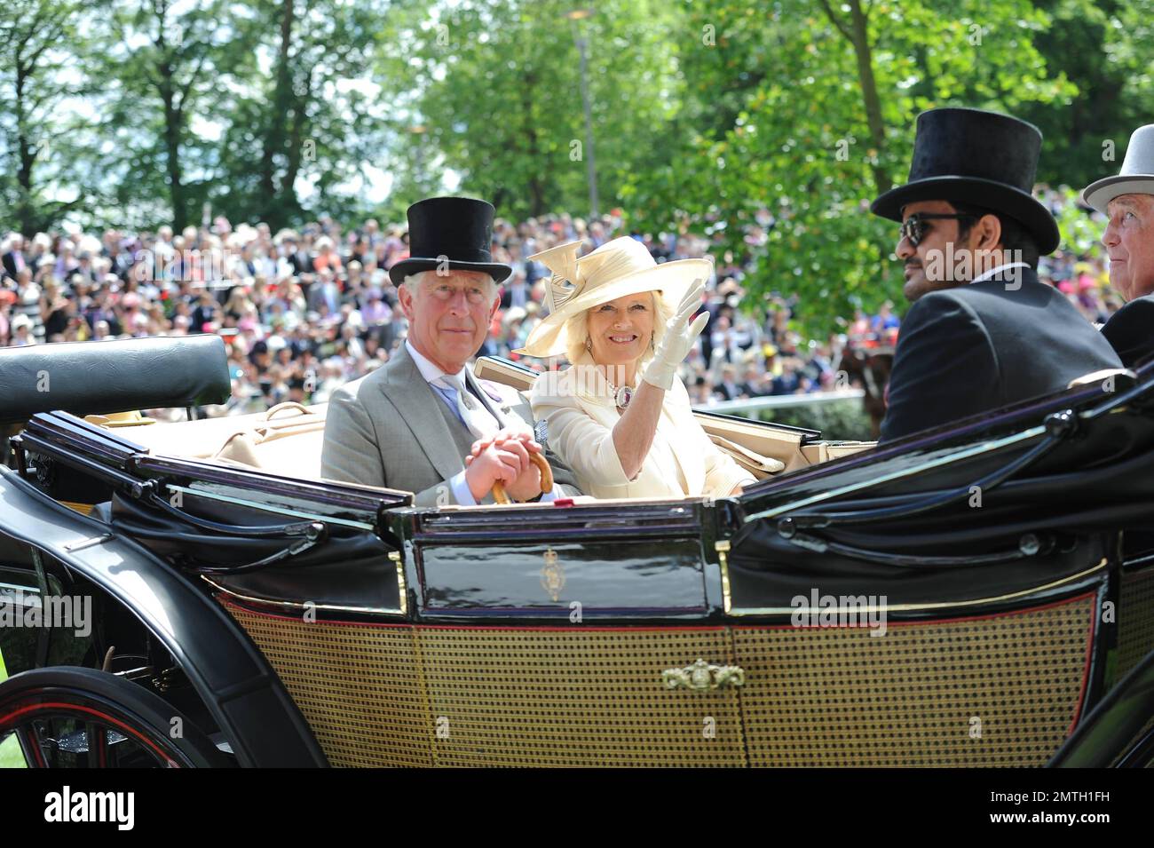 The Royal Family at Royal Ascot Day 2. The Royal Carriages, 1st ...