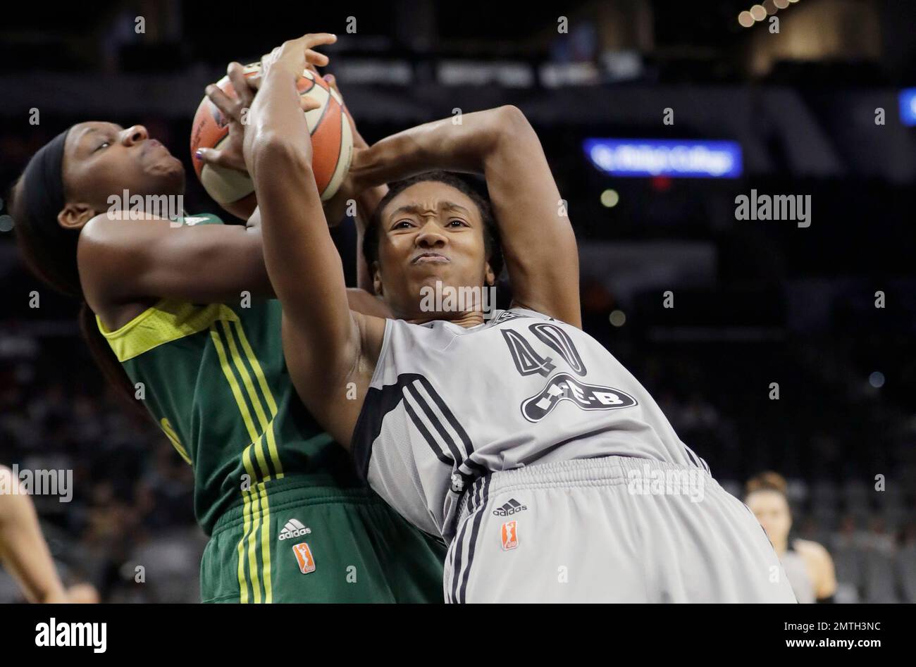 Seattle Storm forward Crystal Langhorne (1) and San Antonio Stars ...