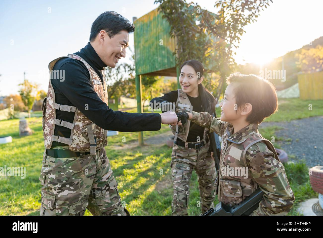 Happy family play cs Stock Photo - Alamy