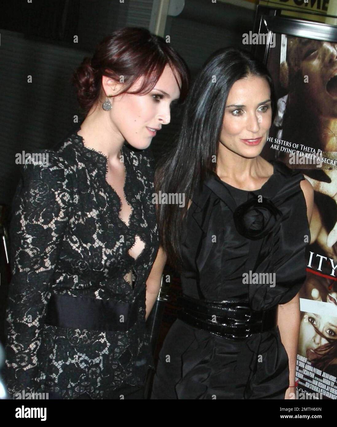 Rumer Willis and Mom Demi Moore pose together on the red carpet at the ...