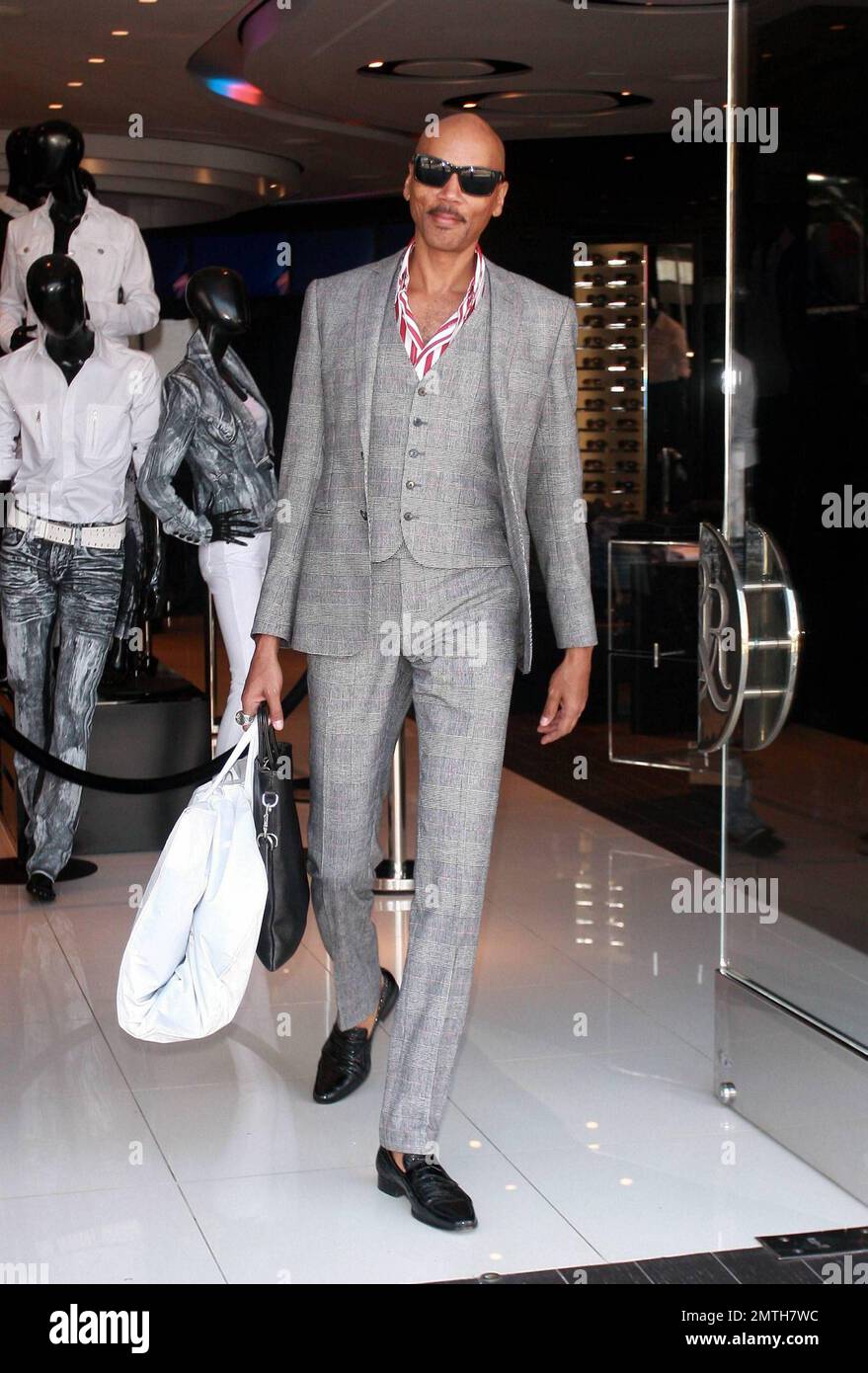 EXCLUSIVE!! RuPaul (aka RuPaul Andre Charles) looks debonaire in a grey ...