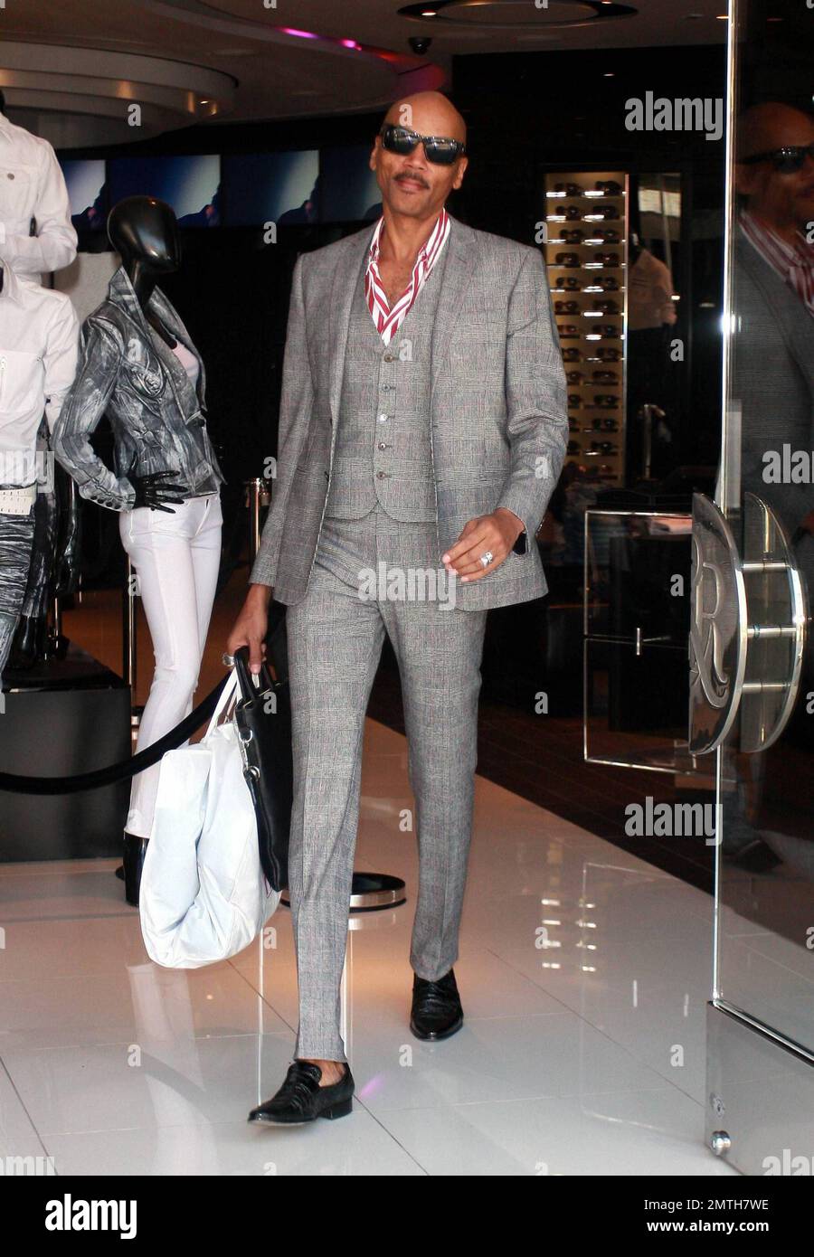 EXCLUSIVE!! RuPaul (aka RuPaul Andre Charles) looks debonaire in a grey ...