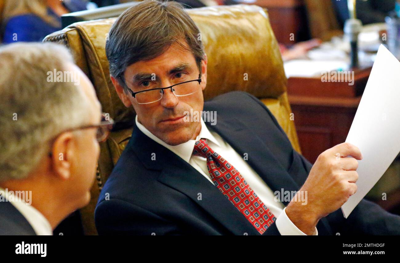 Republican Sen. Briggs Hopson of Vicksburg, right, and Senate ...