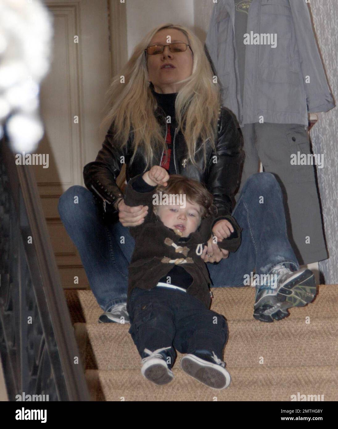 Russell Crowe shows he is a hands-on dad during a shopping spree in LA ...