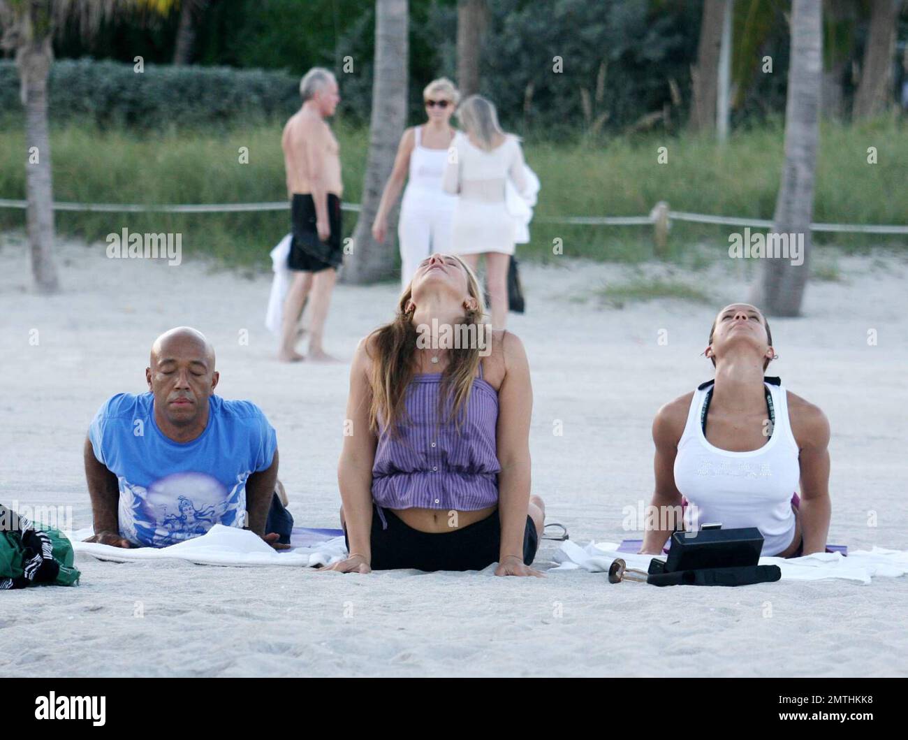 Hip Hop Mogul Russell Simmons does yoga class on Miami Beach with his ...