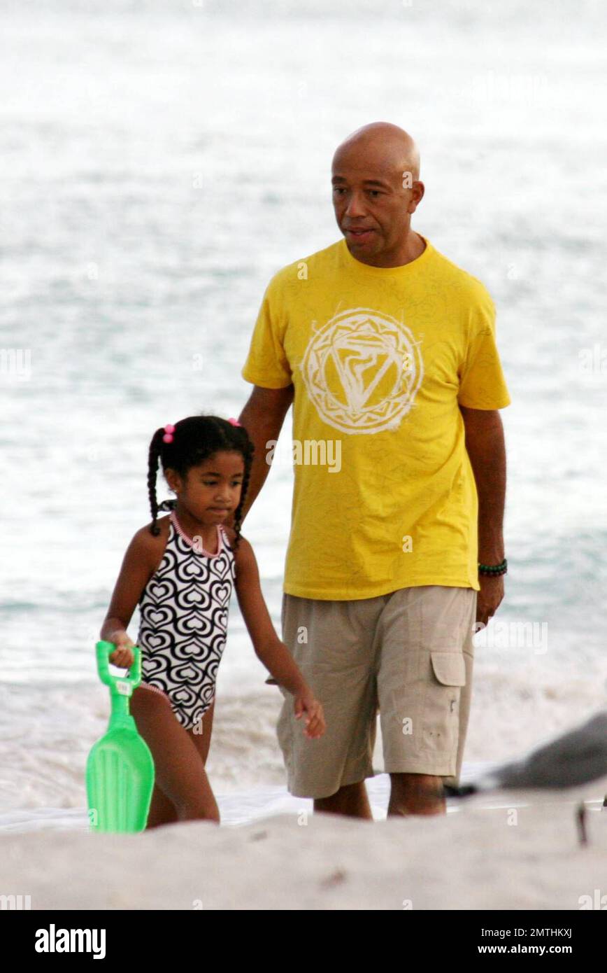 Hip Hop Mogul Russell Simmons takes daughters Ming Lee and Aoki Lee ...