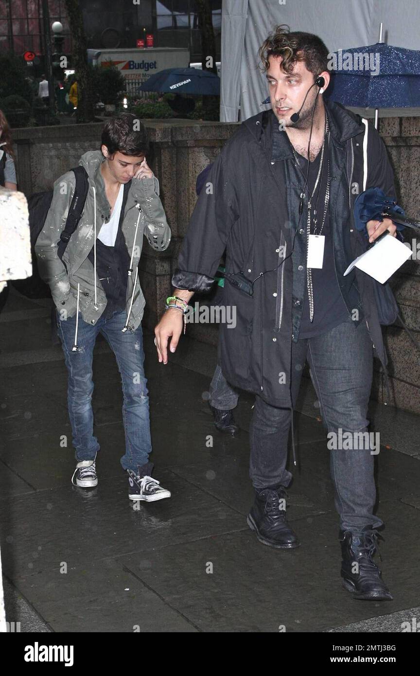 Samantha Ronson spins for her sister's Charlotte Ronson's fashion show ...