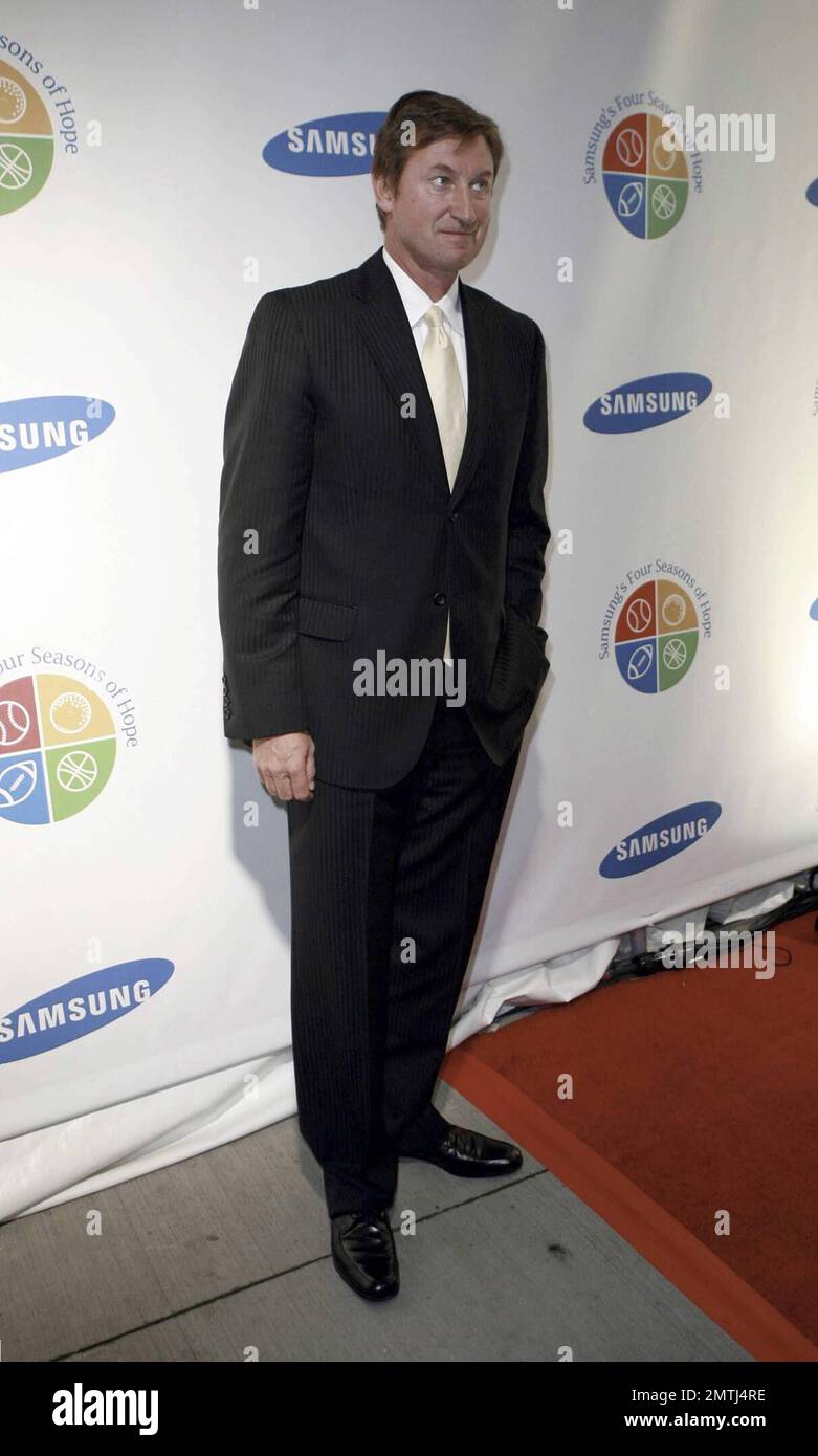 Wayne Gretsky arriving for the Samsung's 7th Annual Four Seasons of ...