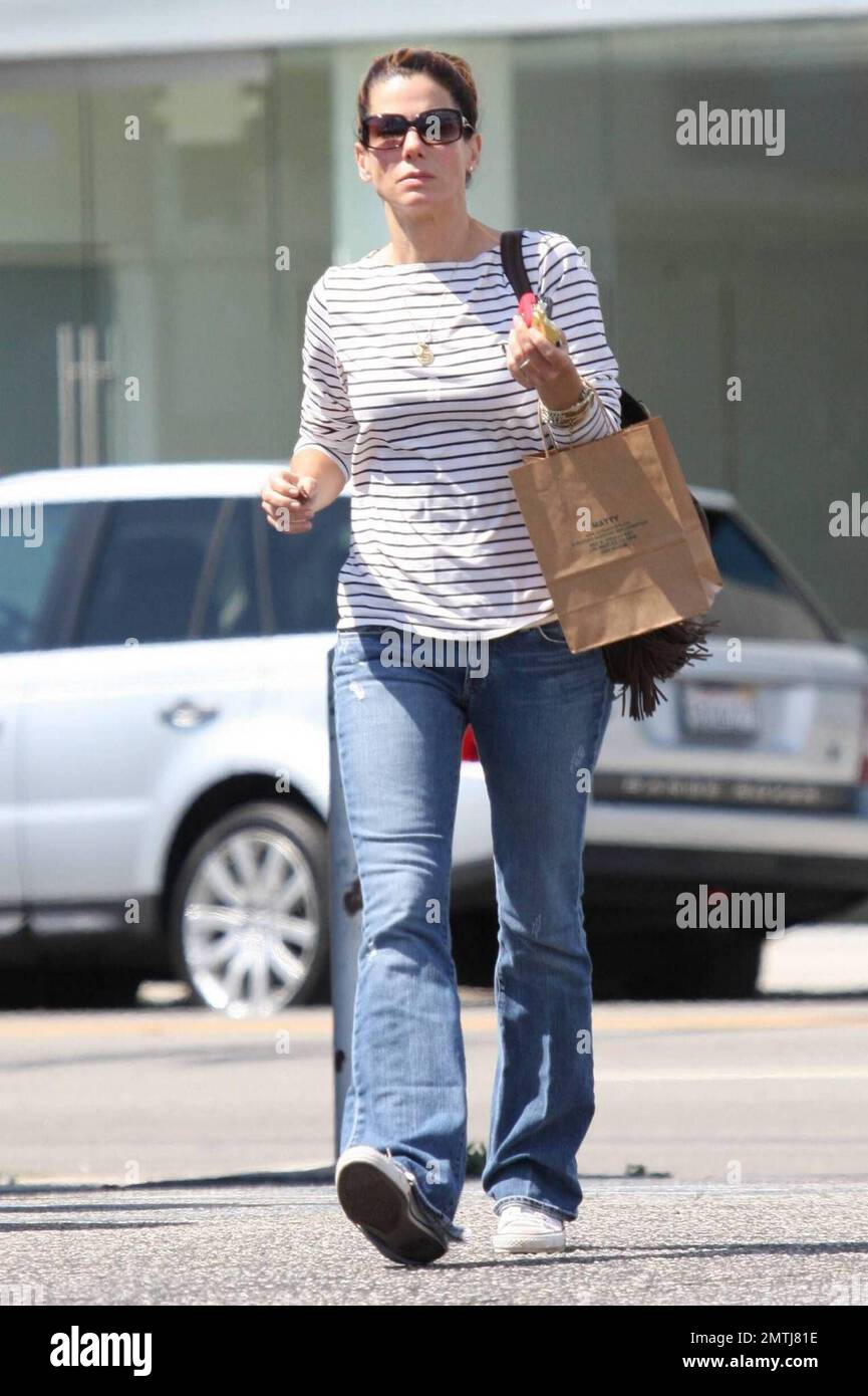 Exclusive!! Sandra Bullock aleaves Matty European Skin Care eating what ...