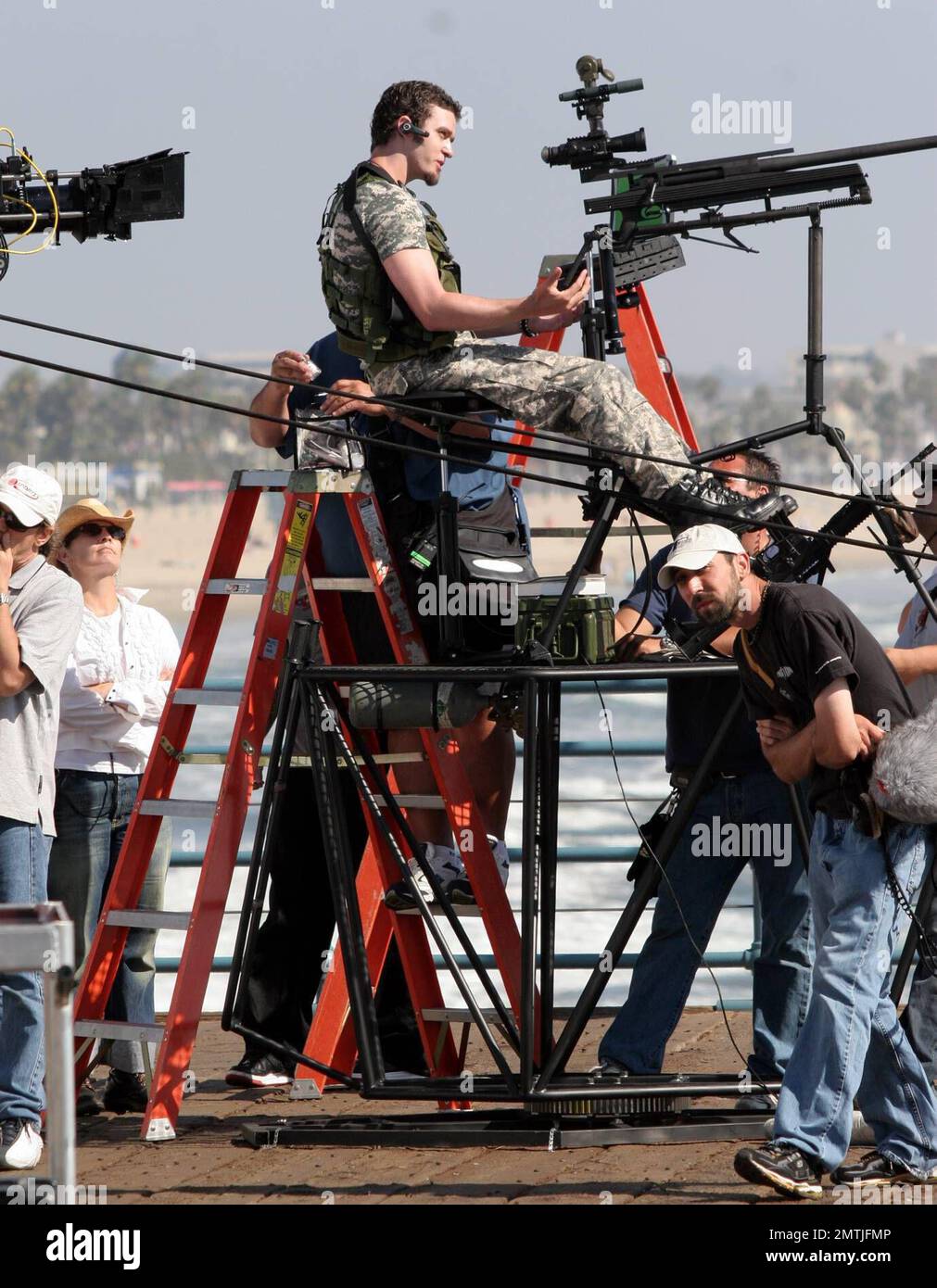 Justin TImberlake films a scene for the movie Southland Tales in Santa ...