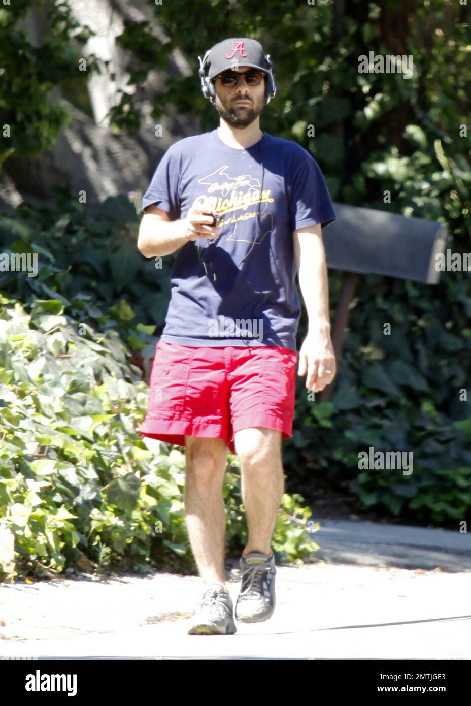 EXCLUSIVE!! HBO's 'Bored to Death' star Jason Schwartzman keeps fit by ...