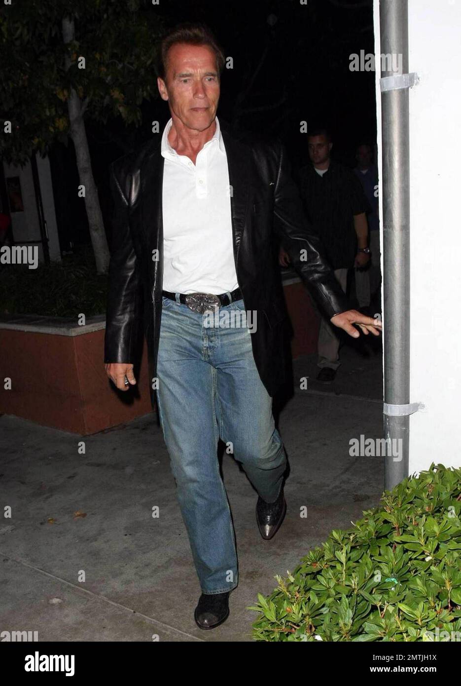 Arnold Schwarzenegger and wife Maria Shriver enjoy a couple's dinner at ...