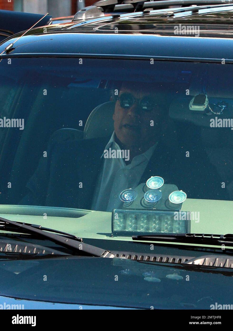 EXCLUSIVE!! California Governor and actor Arnold Schwarzenegger gets in ...