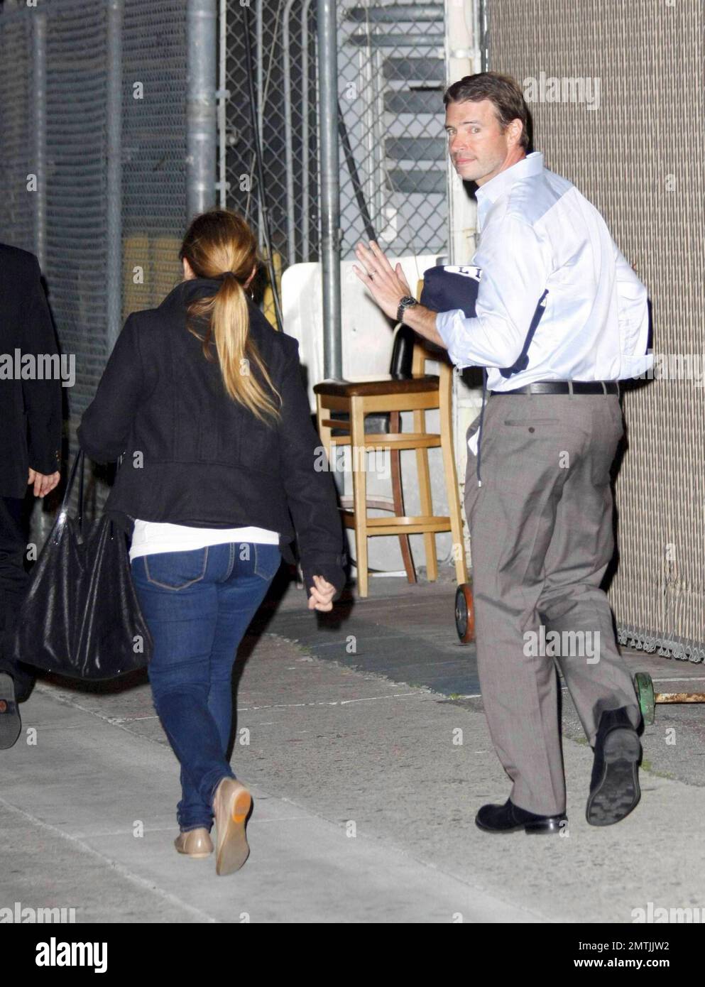 Actor Scott Foley waves to fans and photographers outside the "Jimmy ...
