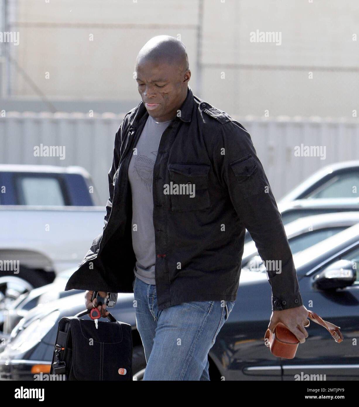 Exclusive!! Seal went to a recording studio today in Hollywood, Ca. and ...