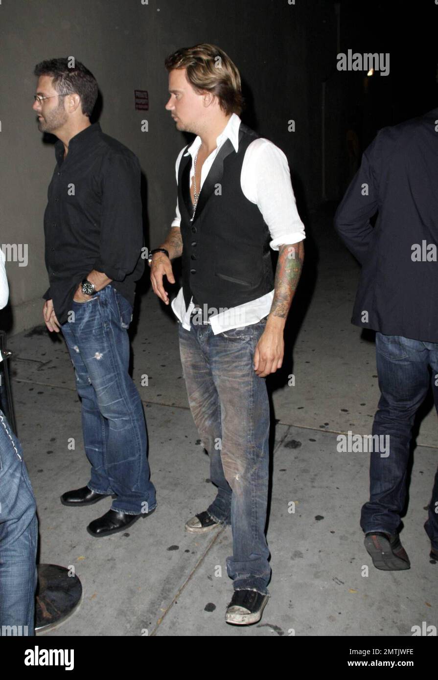 Sean Stewart makes an interesting fashion choice, mixing some grungy ...