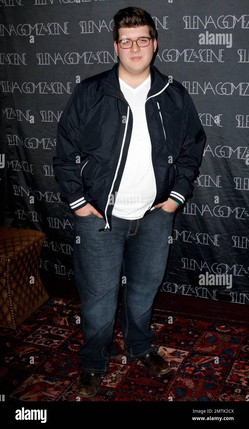 Singer Noah presents a charity concert with Selena Gomez to benefit ...