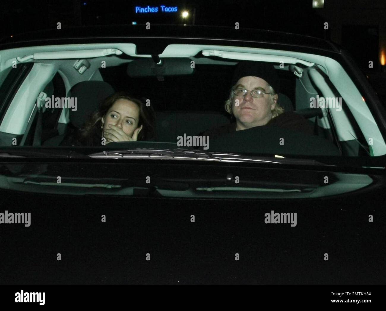 Philip Seymour Hoffman and his wife Mimi OÕDonnell leave a party at the ...