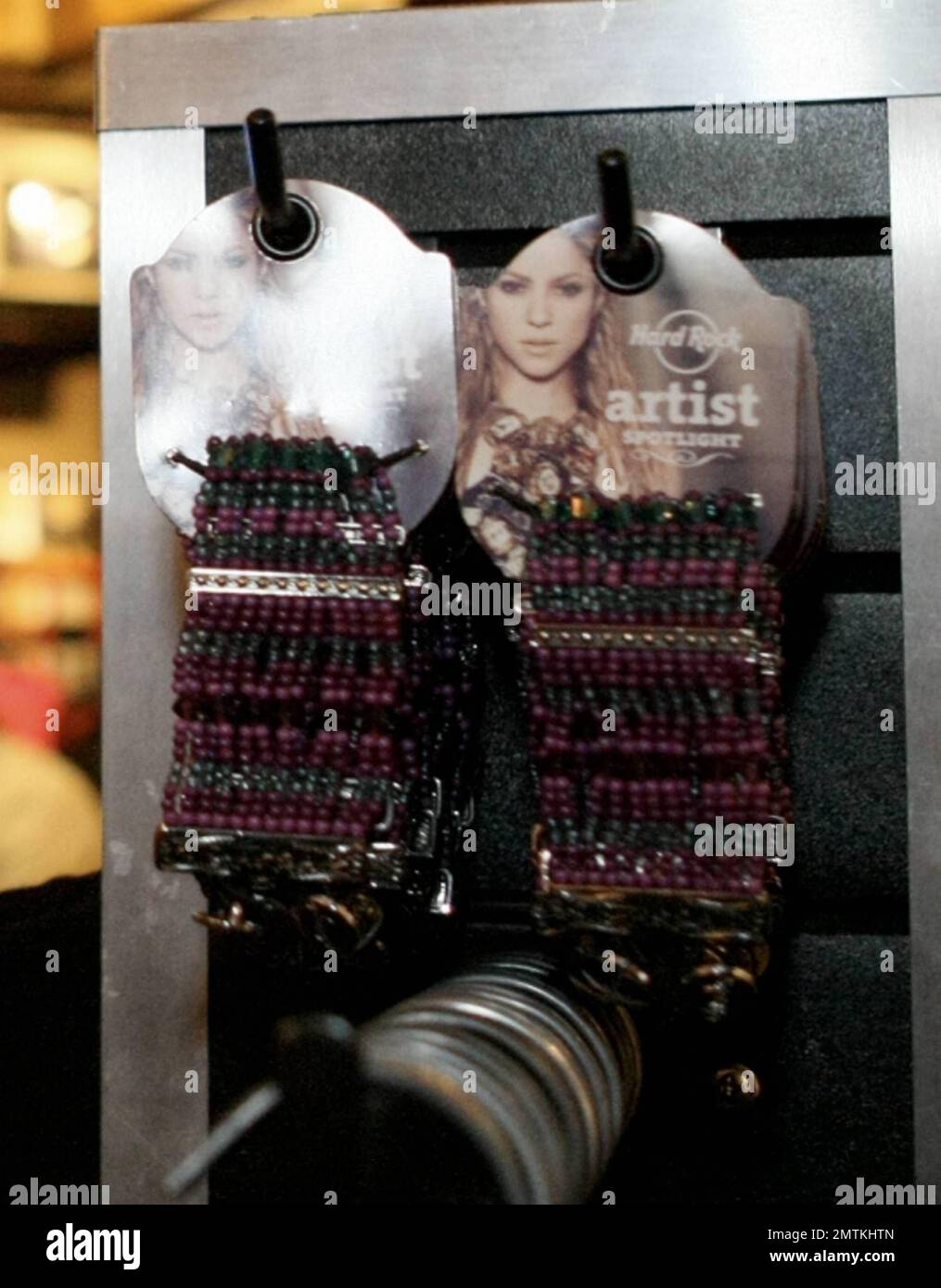 Pies descalzos shakira hi-res stock photography and images - Alamy