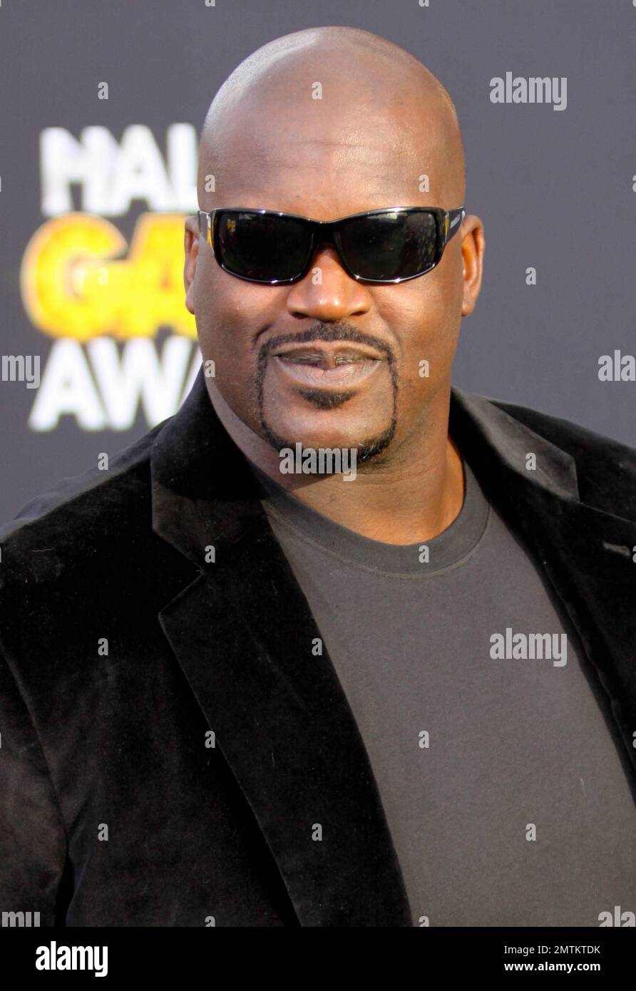 Shaquille O'Neal arrives at the Cartoon Network's "Hall Of Game Awards ...