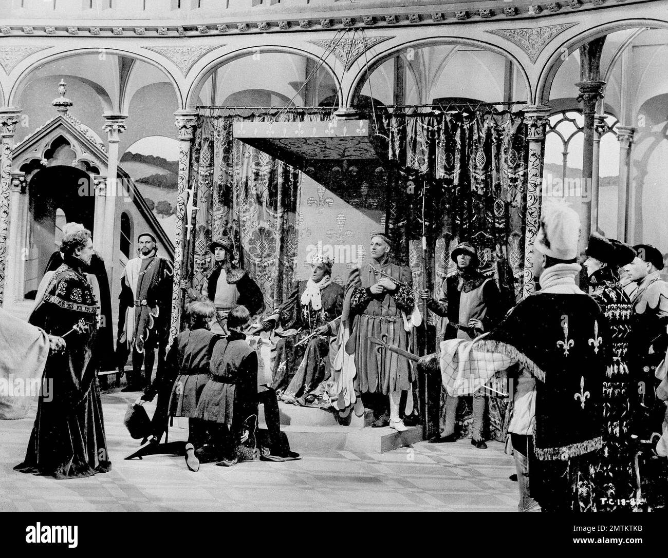 This is a scene from the British film "Henry the Fifth," directed by ...