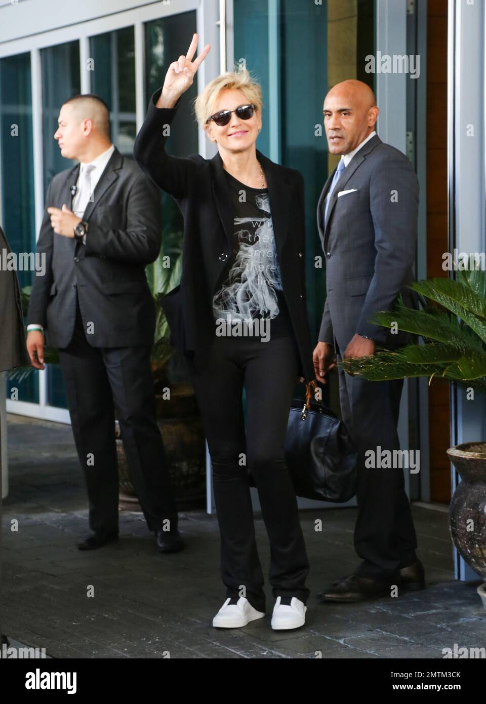 Sharon stone black and white hi-res stock photography and images - Alamy