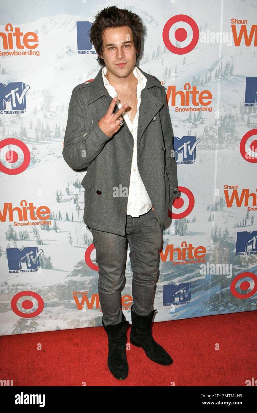 Ryan Cabrera arrives at the MTV and Ubisoft presents Shaun White ...