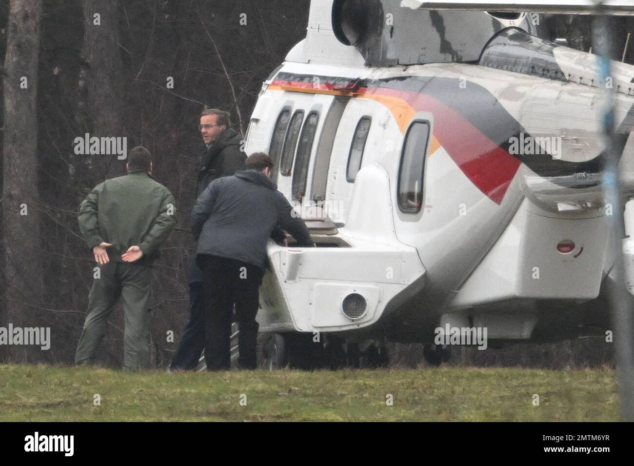 Augustdorf, Germany. 01st Feb, 2023. Boris Pistorius (SPD, M), Minister ...