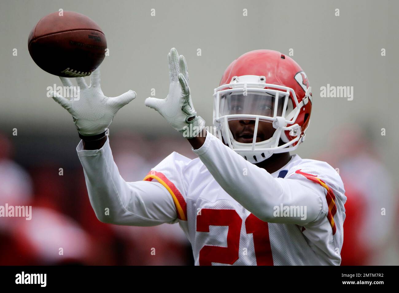 Kansas City Chiefs cornerback Eric Murray participates in a drill ...