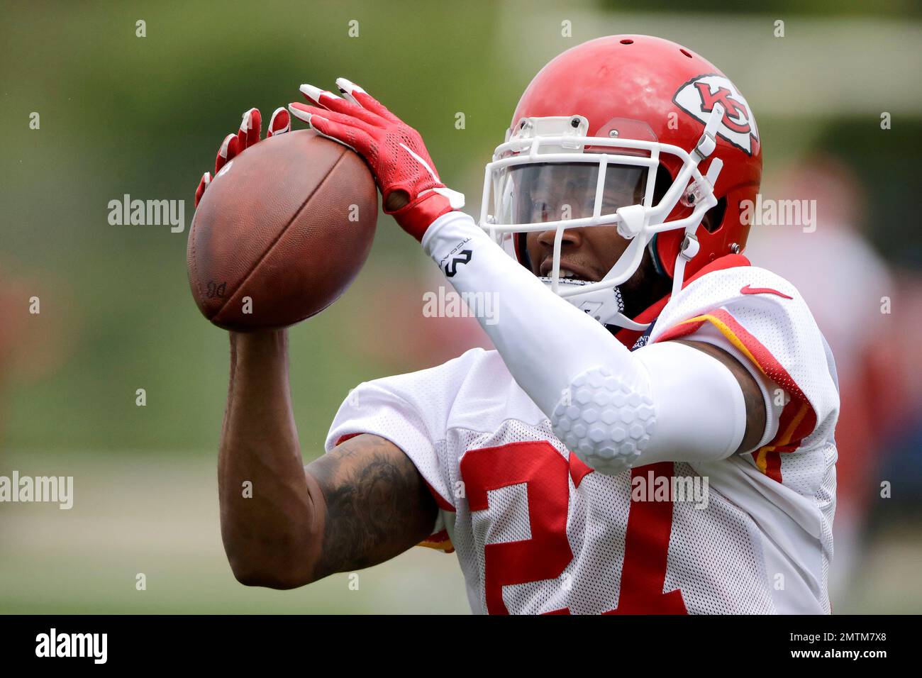 Kansas City Chiefs cornerback Kenneth Acker participates in a drill ...
