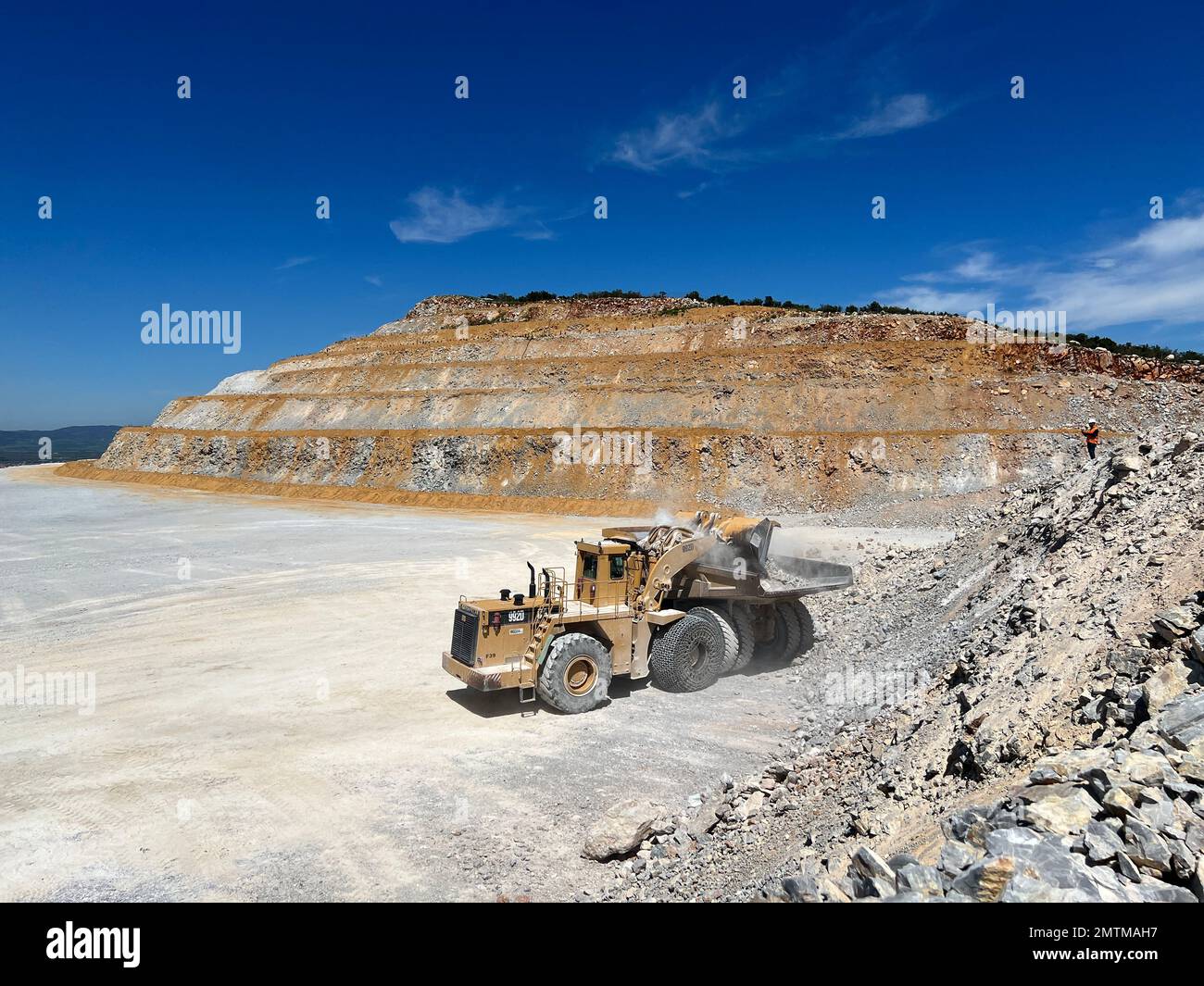 Loading dumper truck hi-res stock photography and images - Alamy