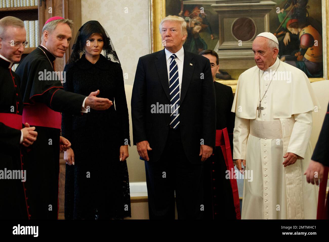 President Donald Trump and first lady Melania Trump meet Pope Francis ...