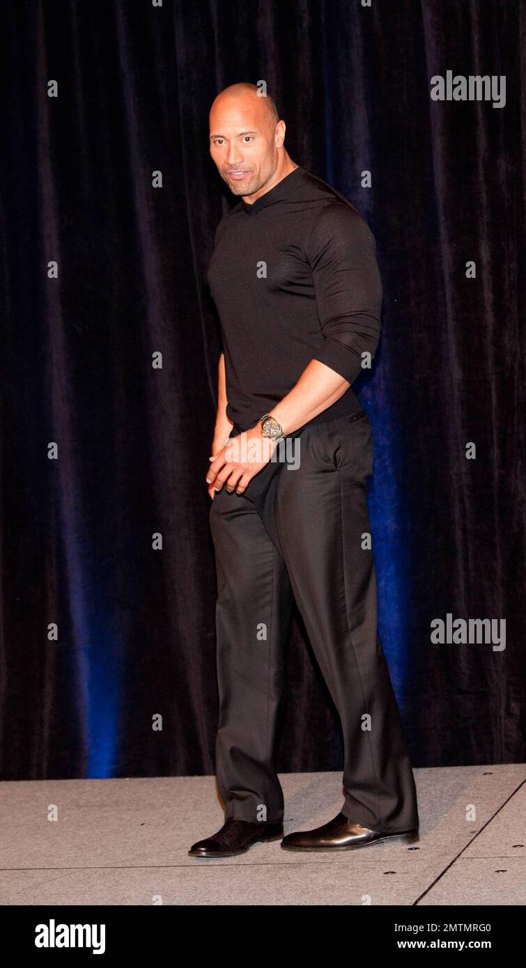 Dwayne Johnson and Billy Bob Thornton fool around on stage at the ...