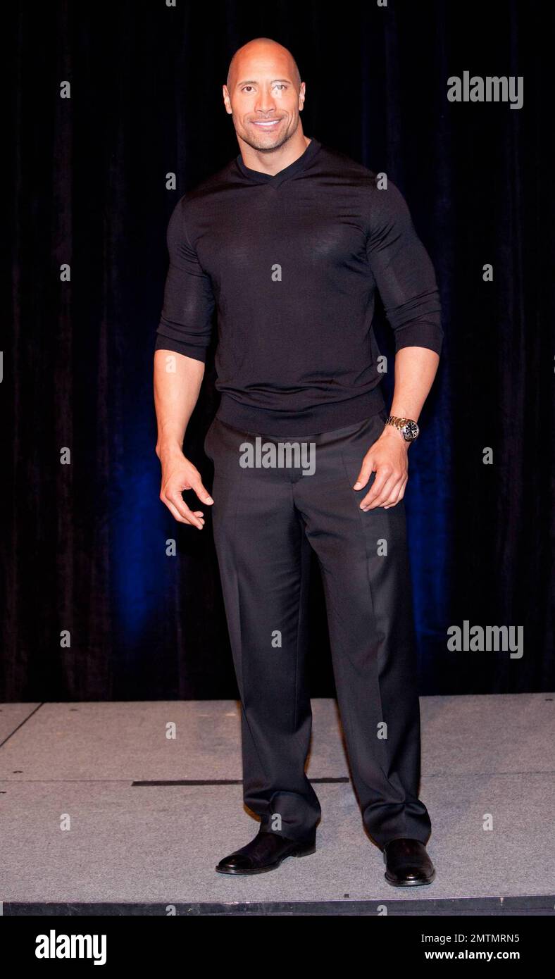 Dwayne Johnson and Billy Bob Thornton fool around on stage at the ...