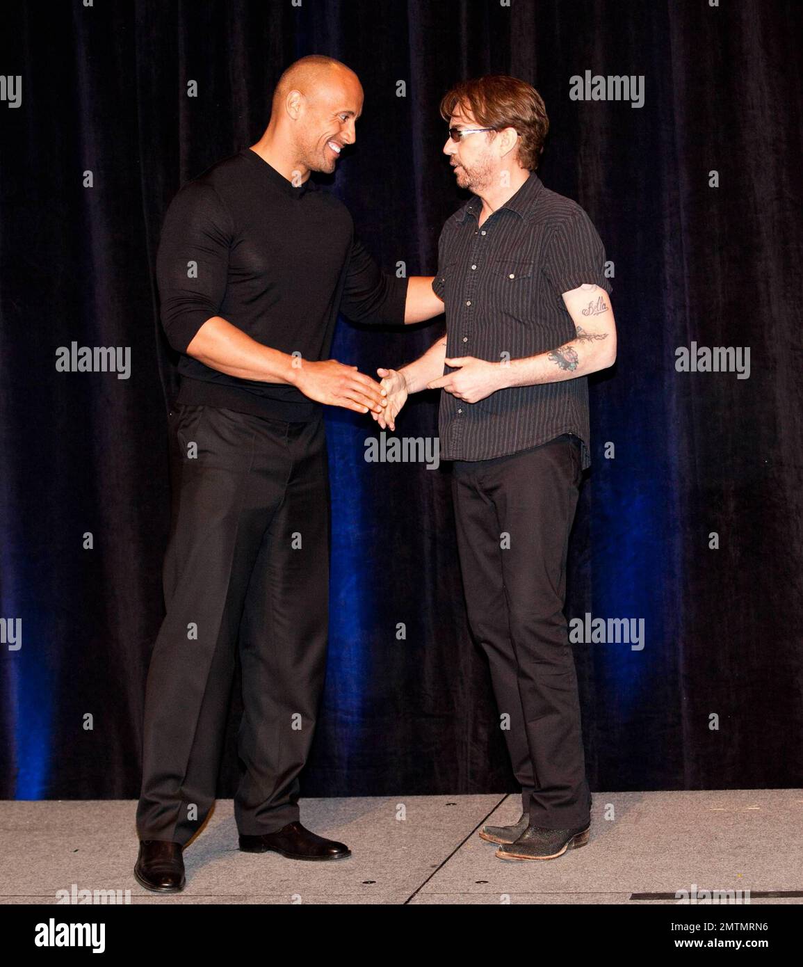 Dwayne johnson and billy bob thornton hi-res stock photography and ...
