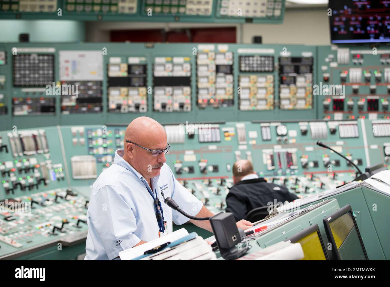 Shown is the control room at the Three Mile Island nuclear power plant ...