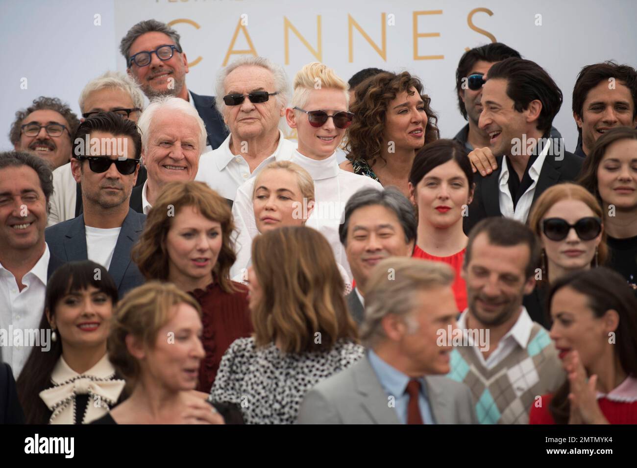Actors and directors from former Cannes selections pose for ...