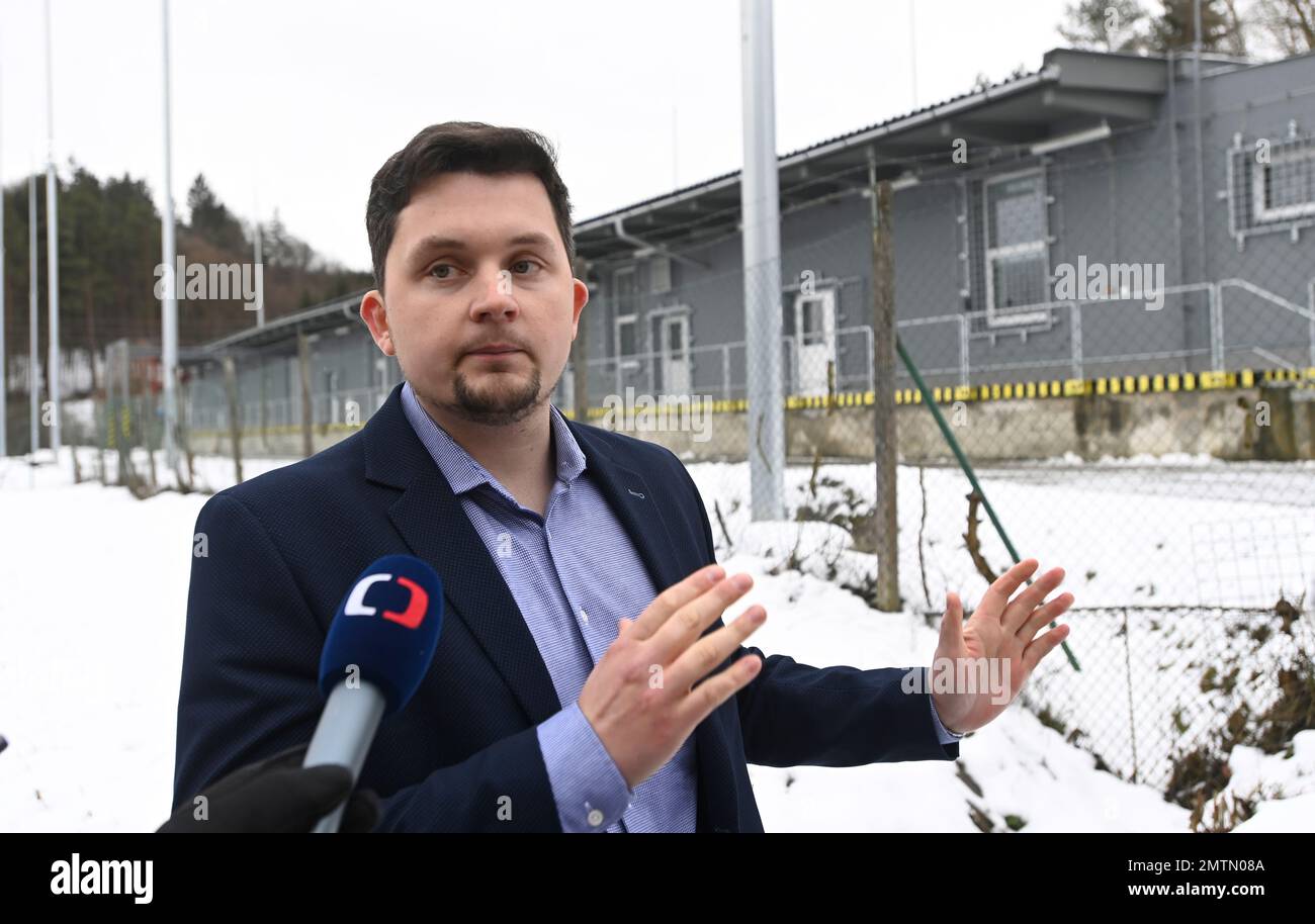 Military ammunition production hi-res stock photography and images - Alamy