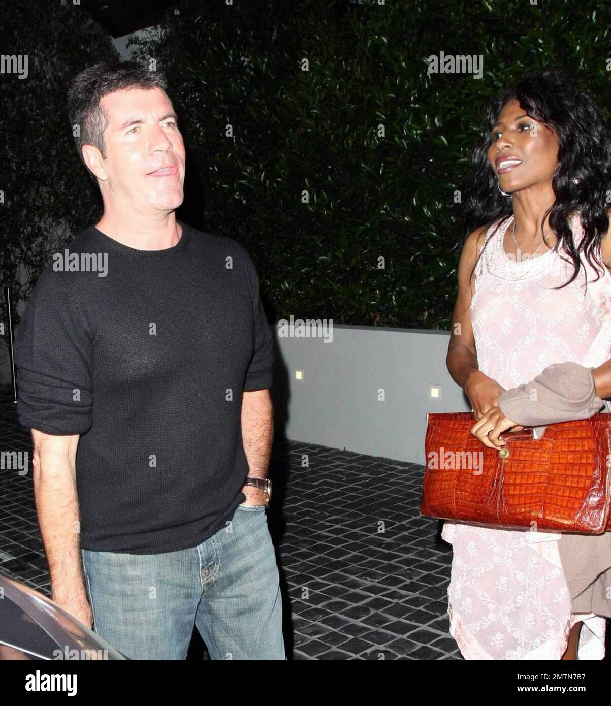 Reunited lovers Sinitta and Simon Cowell dine at Cecconi's in Los ...