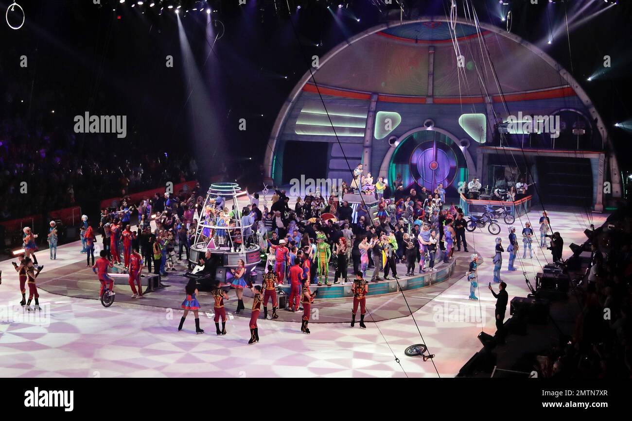 The Ringling Bros. Out of This World performers, crew and their ...