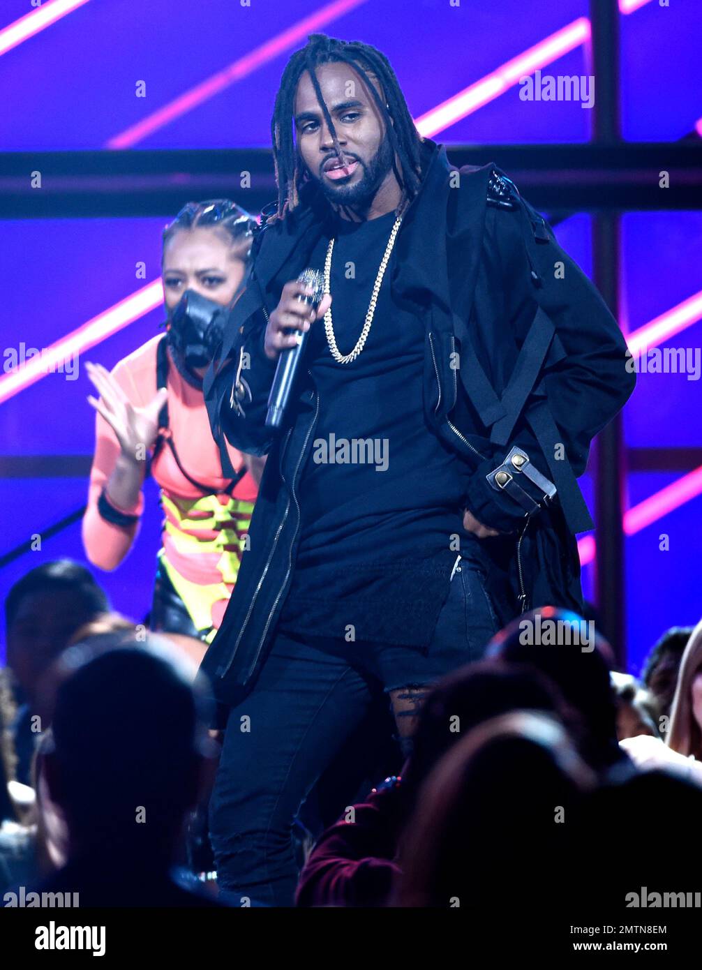 Jason Derulo performs at the Billboard Music Awards at the T-Mobile ...
