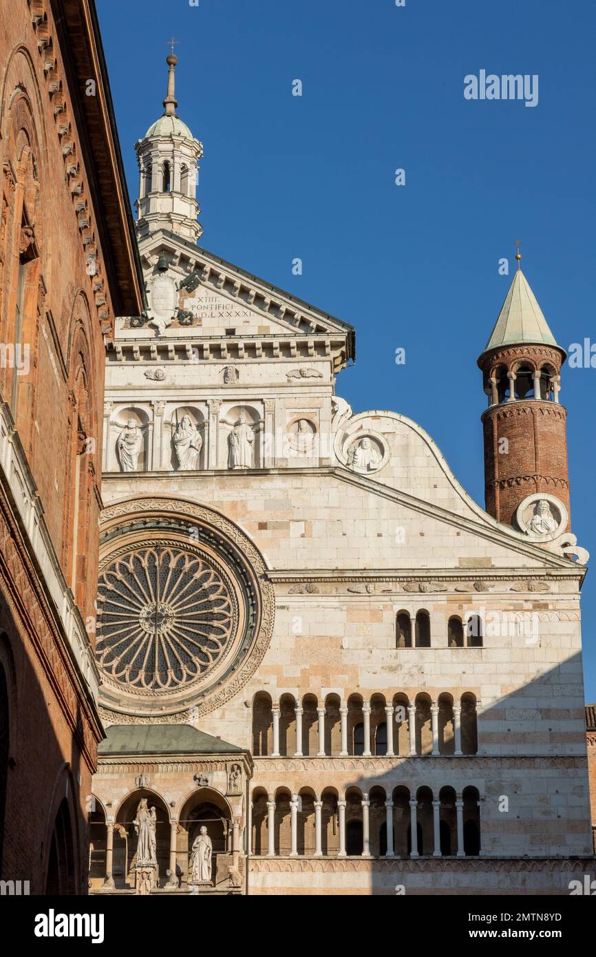 Cremona, Italy - january 20 2023 - in the photo: Duomo Cathedral of ...