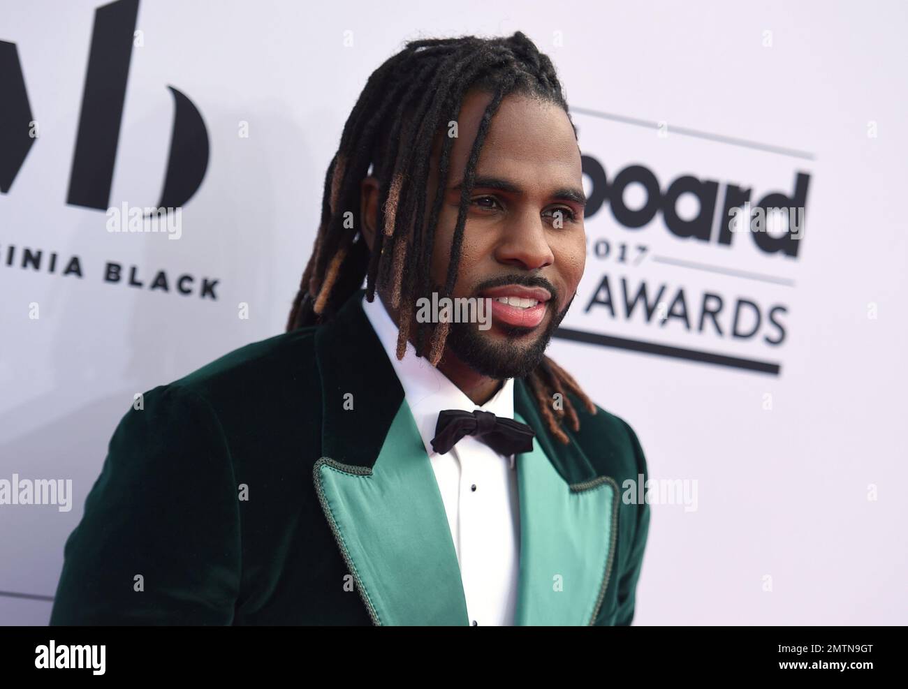 Jason Derulo arrives at the Billboard Music Awards at the T-Mobile ...