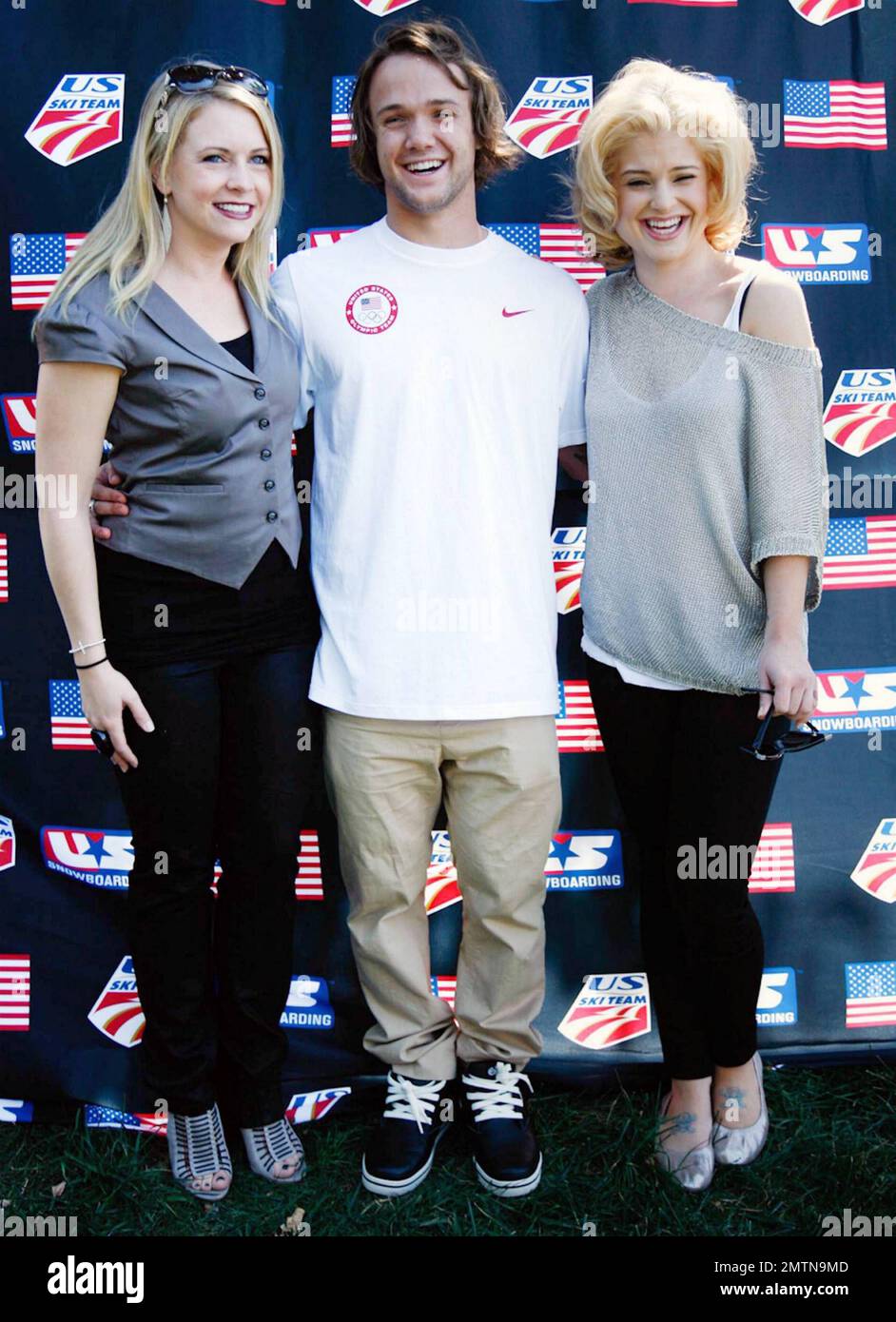 Kelly Osbourne with Melissa Joan Hart and Olympic snowboarder Louis ...