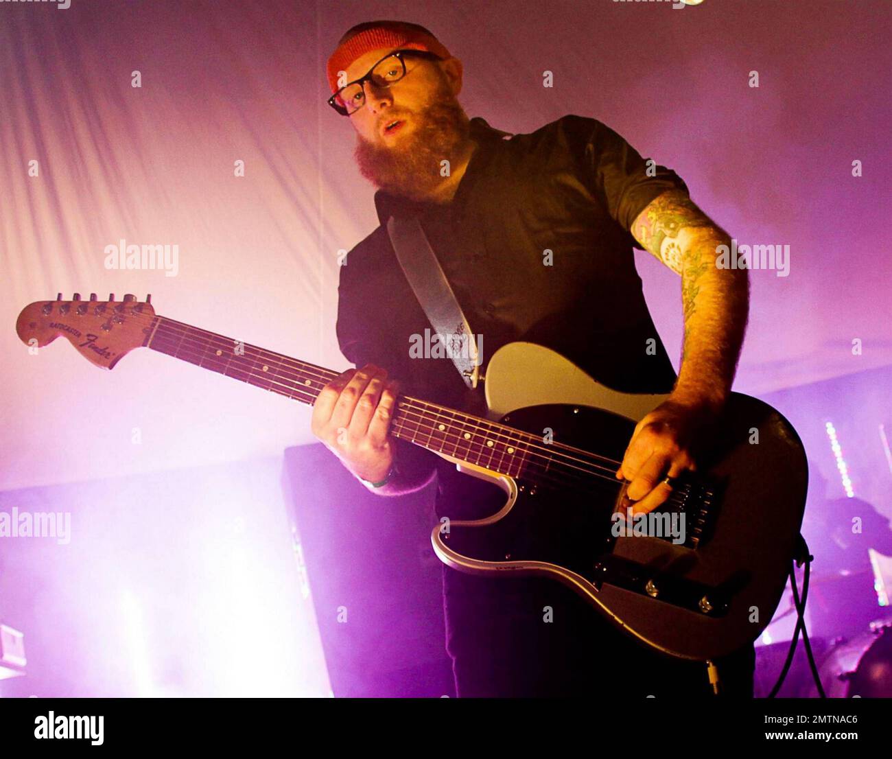 Mikey demus with guitar hi-res stock photography and images - Alamy