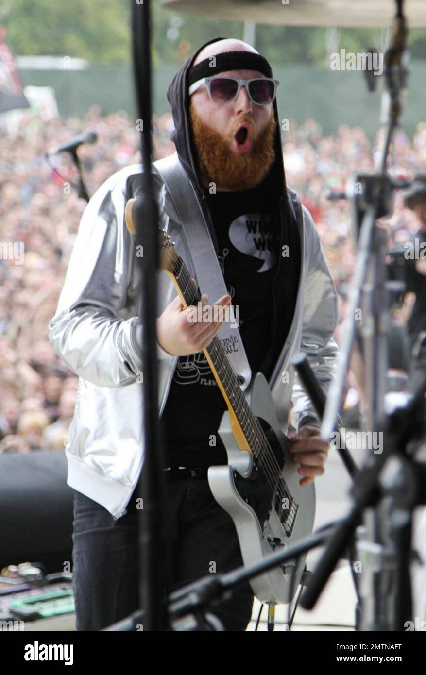 Welsh reggae band hi-res stock photography and images - Alamy