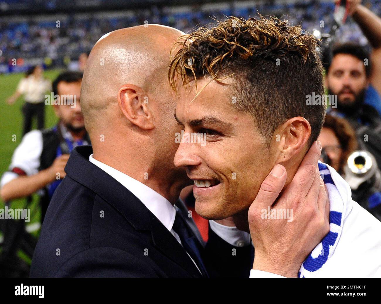 Real Madrid's Cristiano Ronaldo celebrates with Real Madrid's head ...