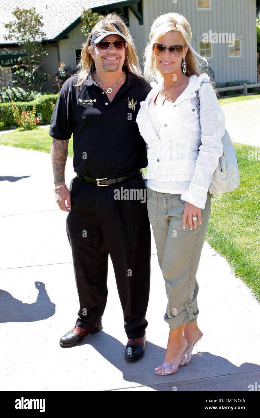 Vince neil and wife lia neil hi-res stock photography and images - Alamy