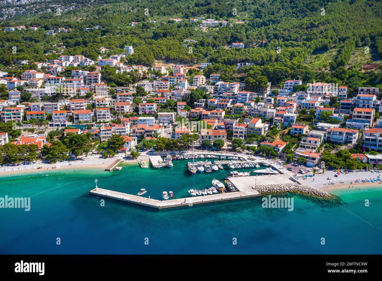 Brela hi-res stock photography and images - Alamy